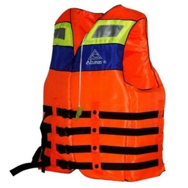 10 Rekomendasi Life Jacket Terbaik | mybest
