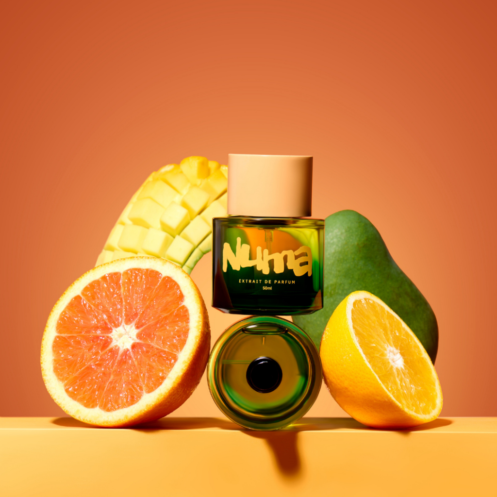 10 Rekomendasi Parfum Aroma Buah Terbaik | mybest