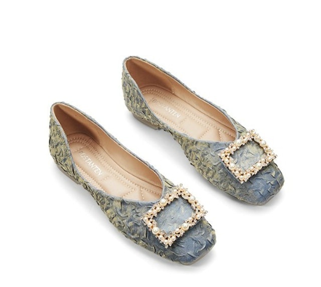 Koleksi Sepatu Pesta Wanita