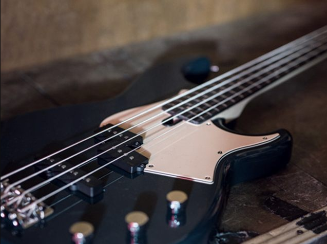 10 Rekomendasi Bass Terbaik [Ditinjau oleh Bassist](Terbaru Tahun 2026 ...
