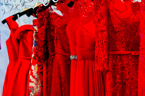 10 Rekomendasi Dress Merah Terbaik | mybest