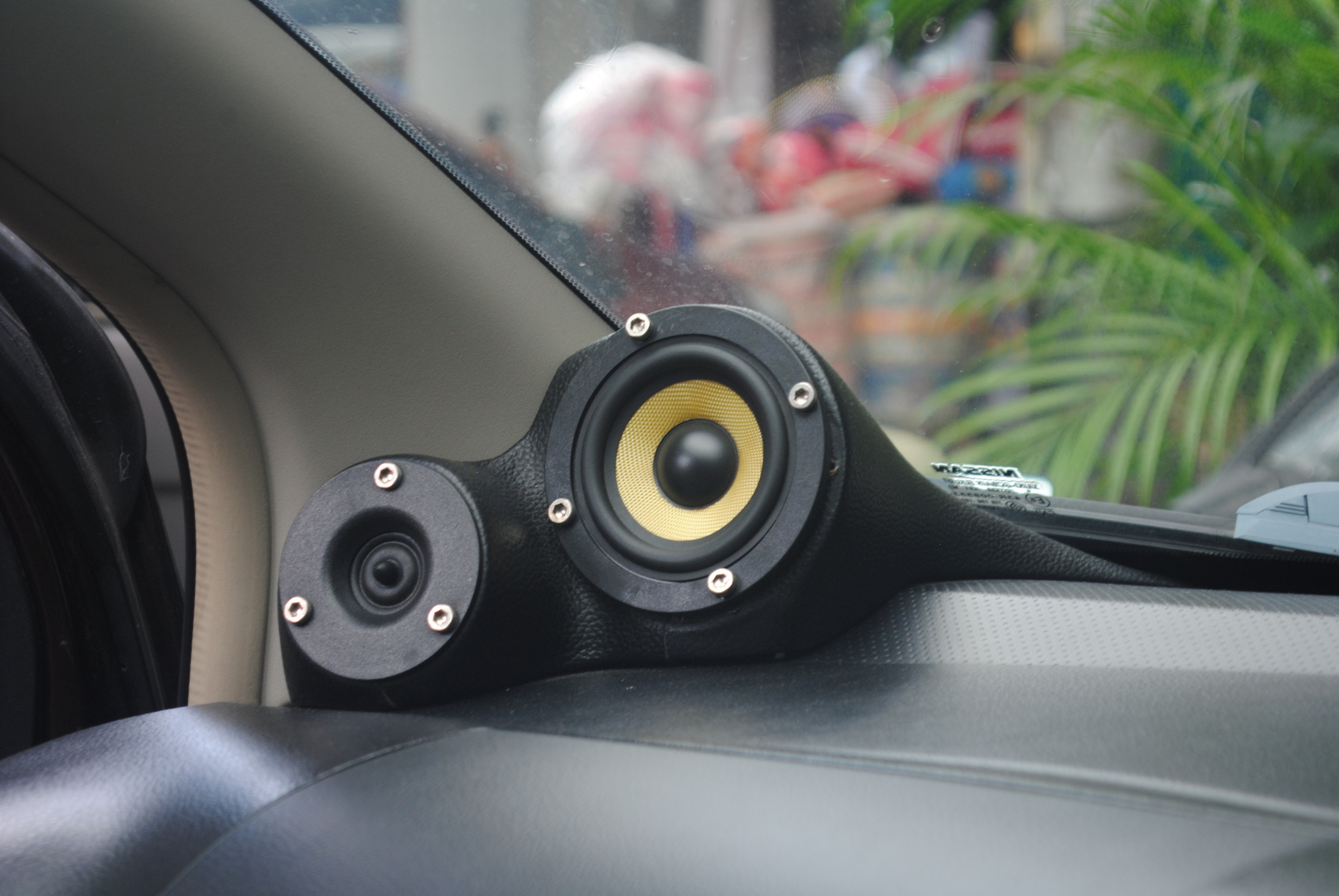 10 Rekomendasi Speaker Mobil Terbaik [Ditinjau Professional Car Audio ...