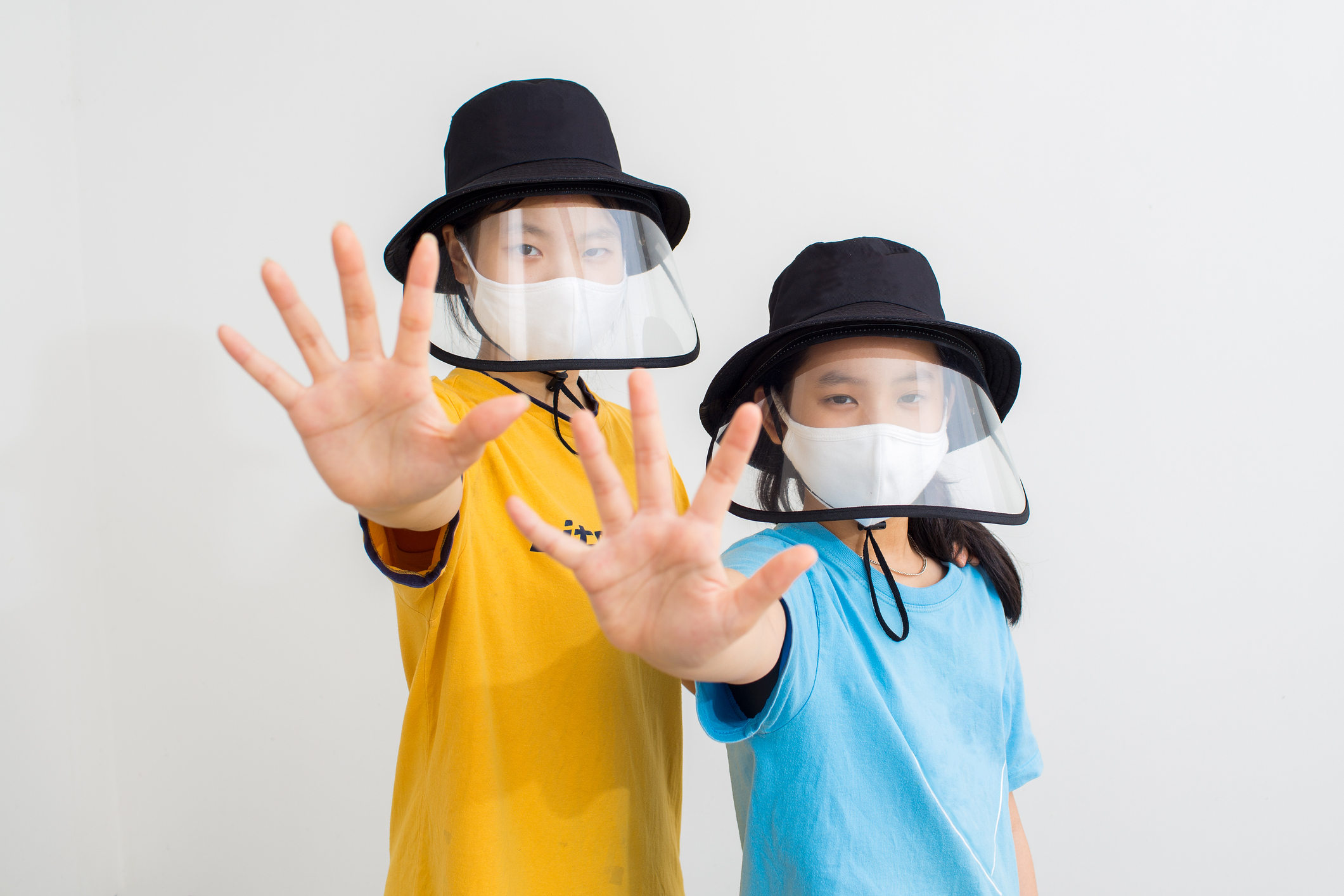 10 Rekomendasi Face Shield Terbaik | mybest